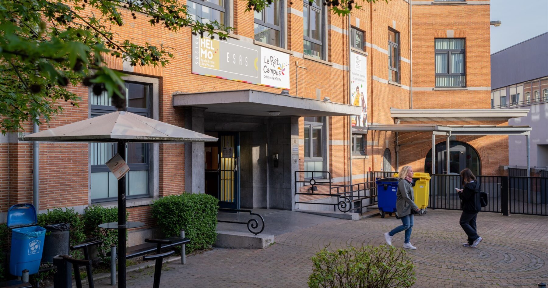 Accès routiers Transports en commun & contacts HELMo Esas Haute École