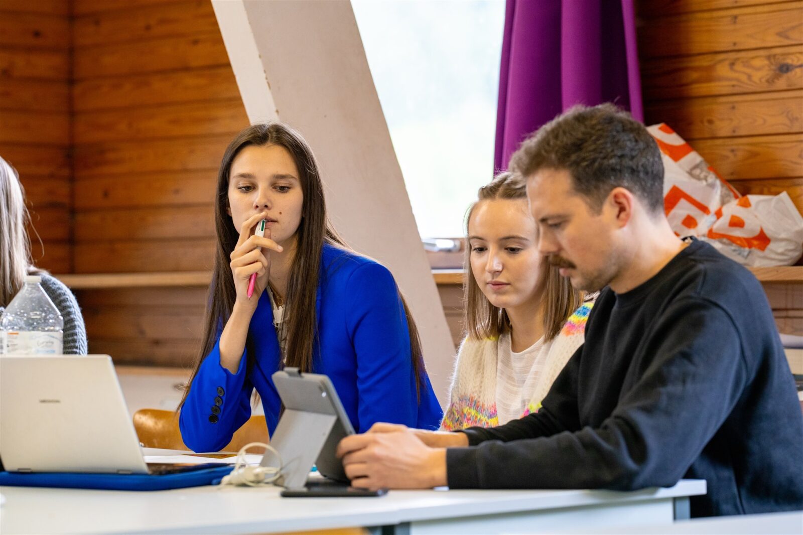 Theux HELMo Saint-Roch Bibliothèque Cafétéria Pédagogique Instituteur