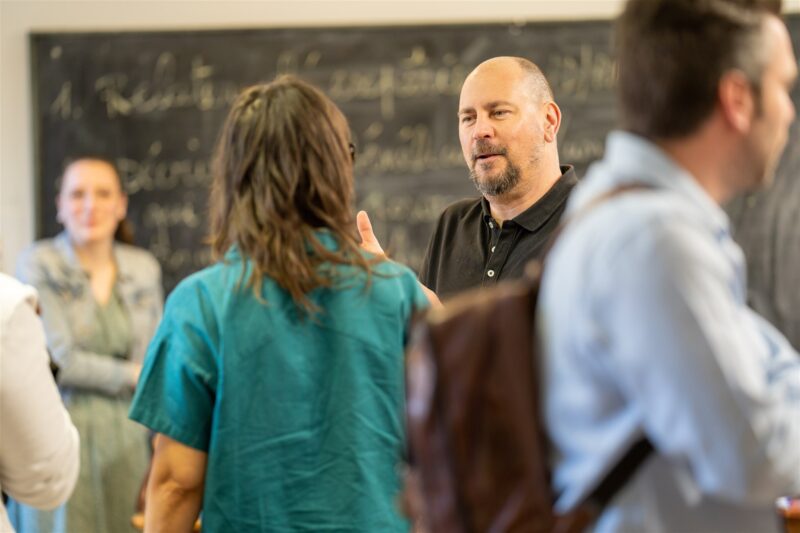 Campus CFEL Charte formation éducateur cafétéria bibliothèque Liège