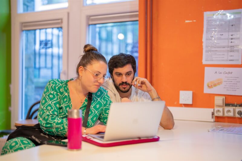 Campus CFEL Charte formation éducateur cafétéria bibliothèque Liège